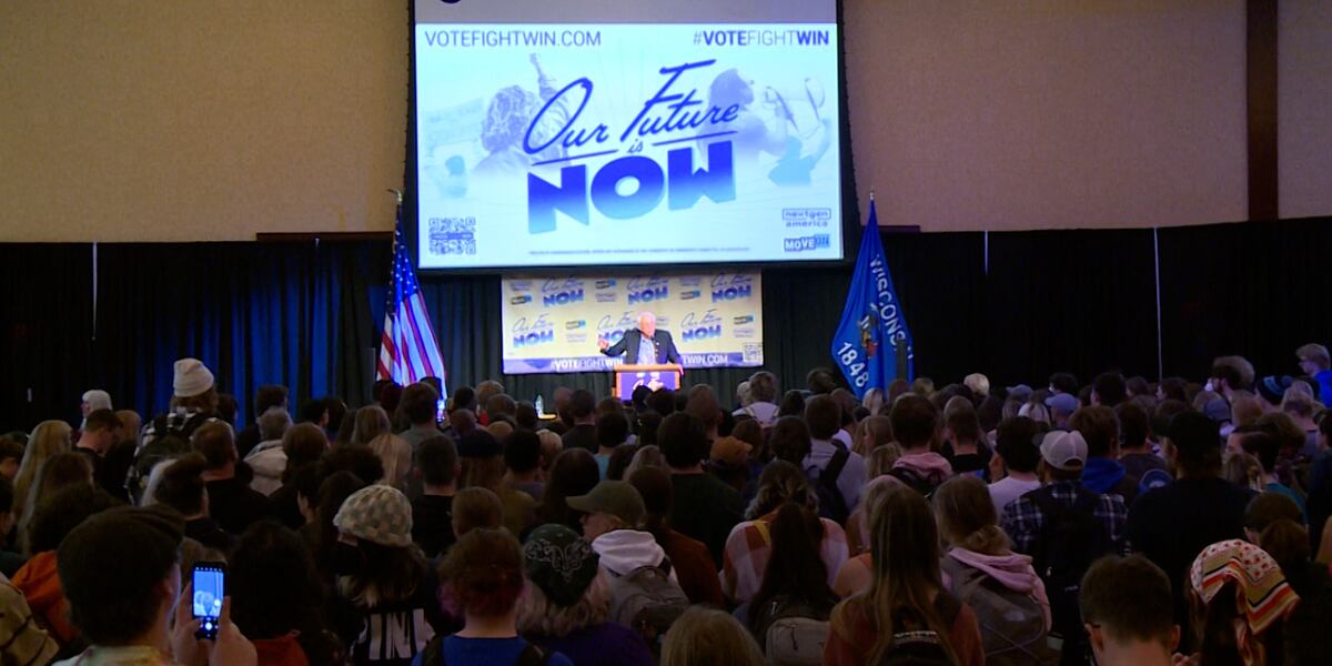 Senator Bernie Sanders visits UW-Eau Claire and encourages people to vote Senator Bernie Sanders visits UW-Eau Claire and encourages people to vote